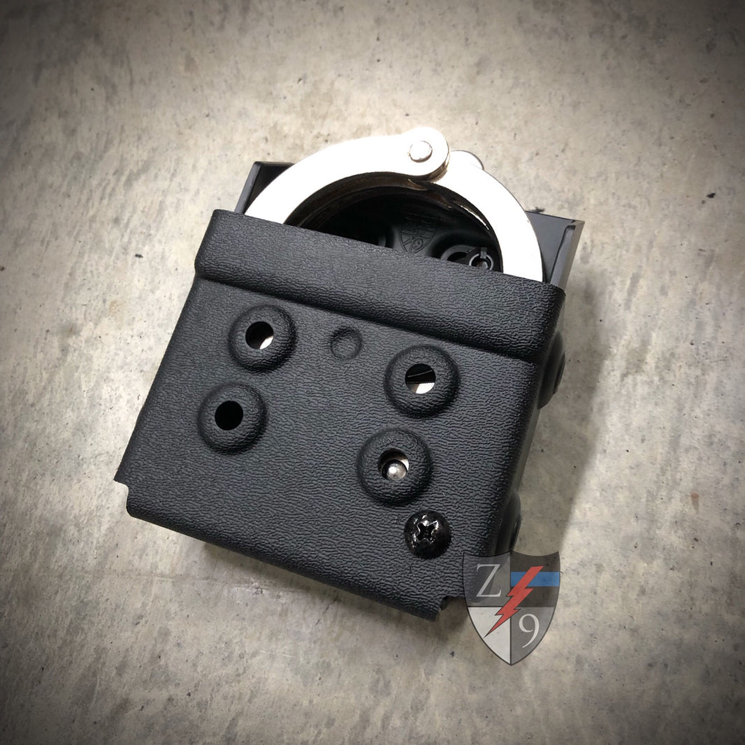# Standard Handcuff Case – Zero9 Holsters